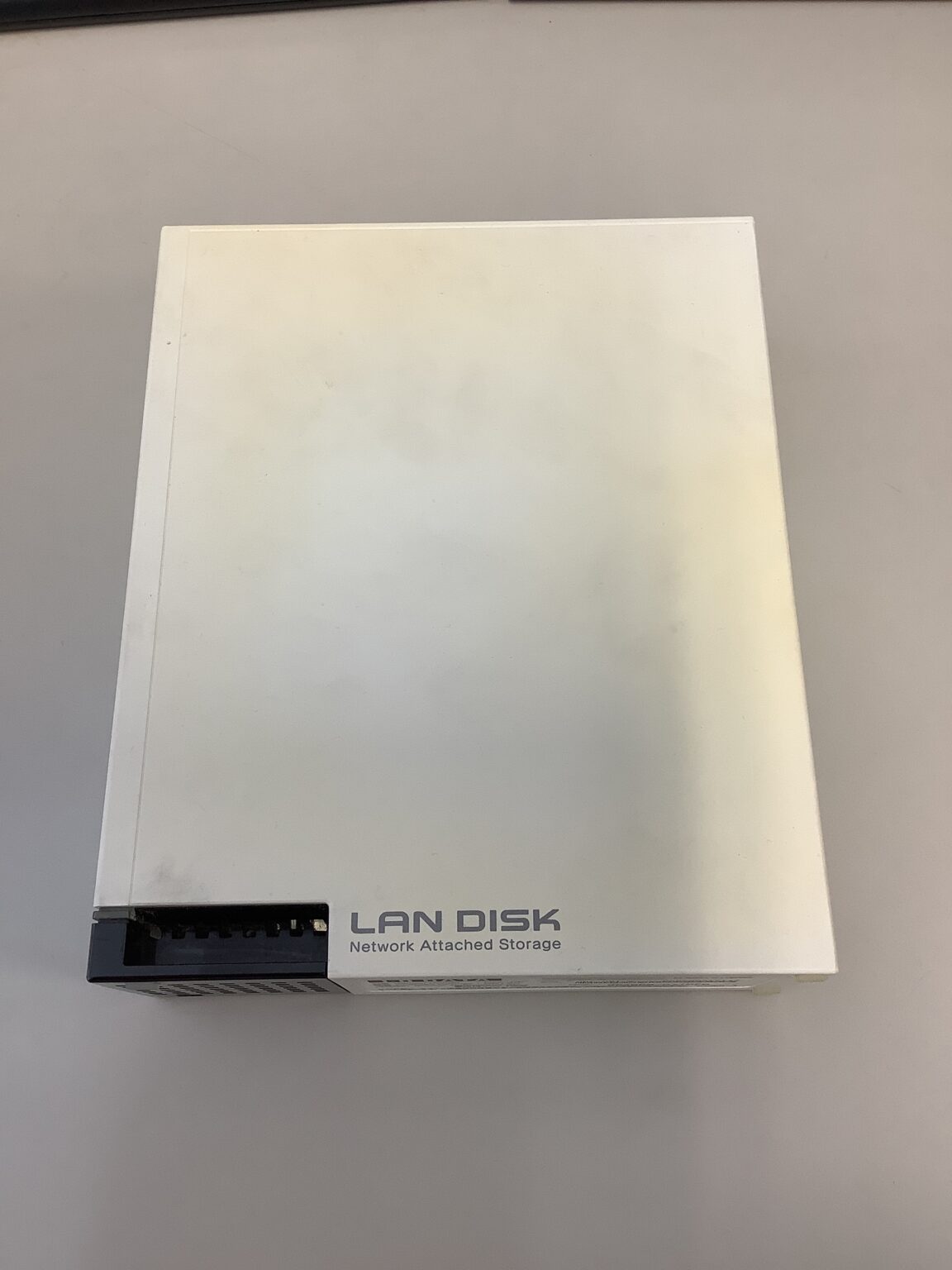 IO DATA LANDISK HDL-CE1.0 引っ越し後ネットワークにつないでもNASを認識できなくなった | データSOS
