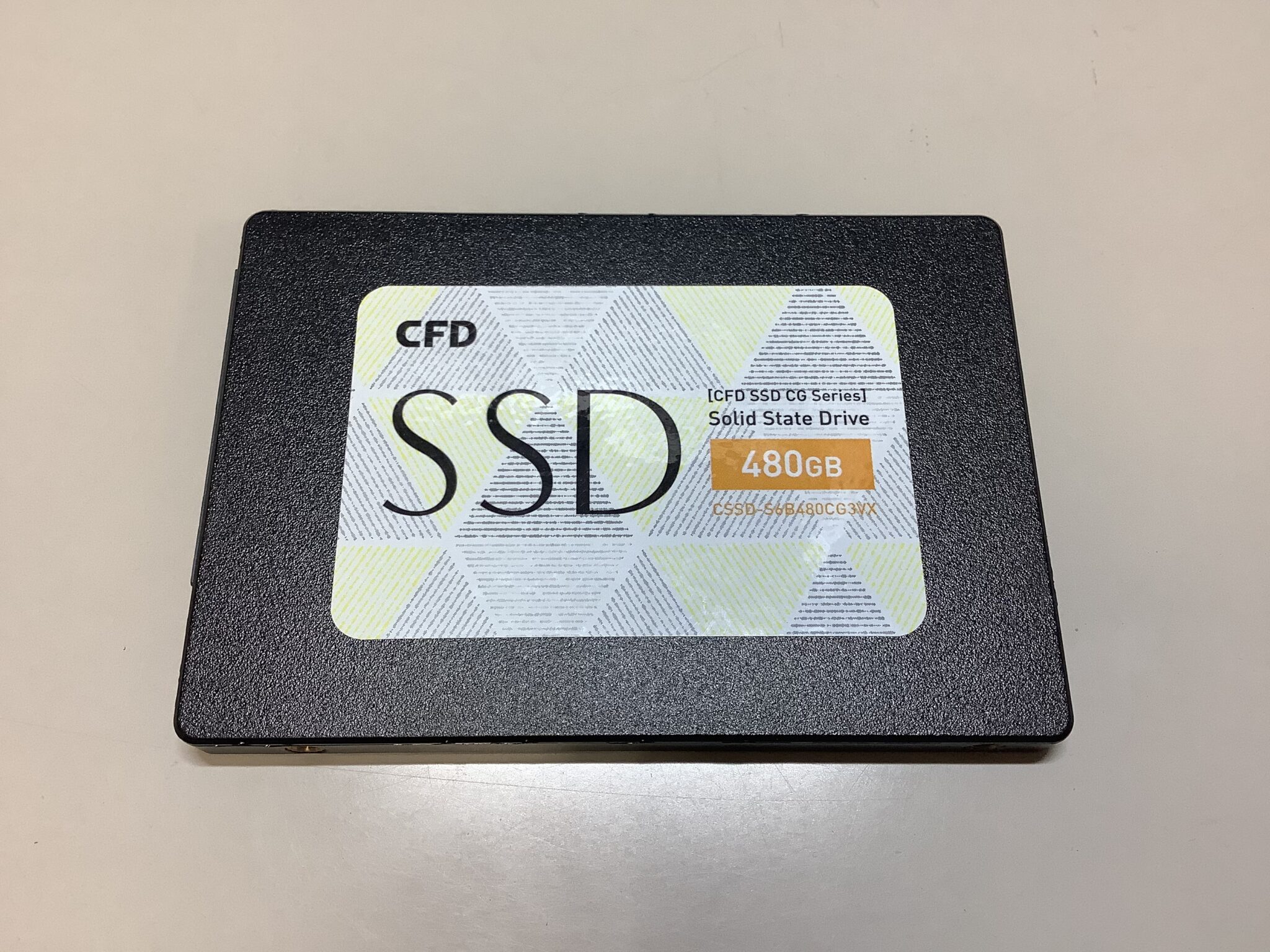 CFD SSD CSSD-S6B480CG3VX アクセスできずSATAFIRM S11と認識される - データSOS