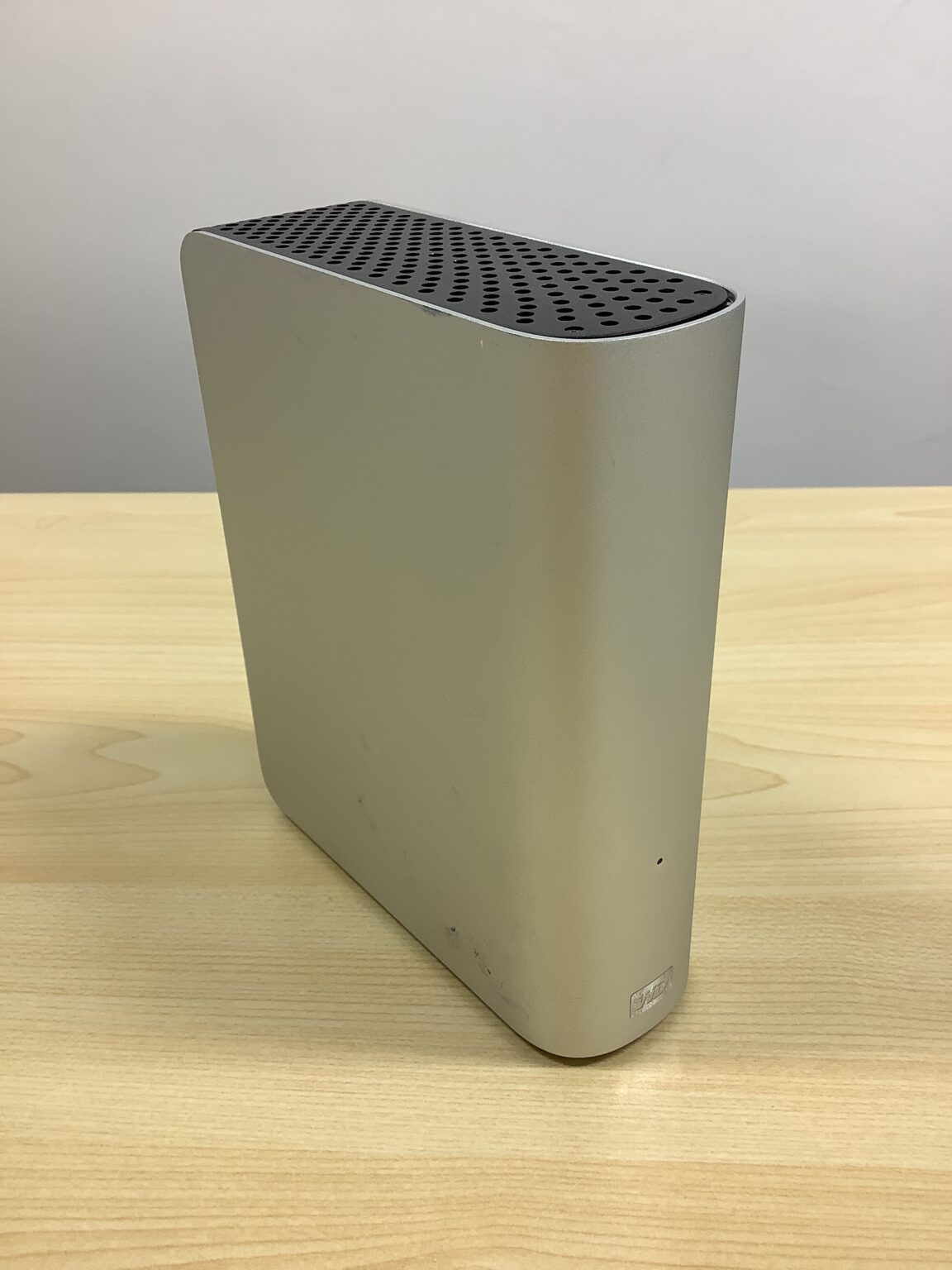 WD My Book Studio 2TB WDBHML0020HAL 電源が入らなくなった | データSOS